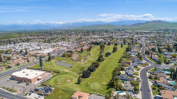 The Monarch Suite - Exeter, CA