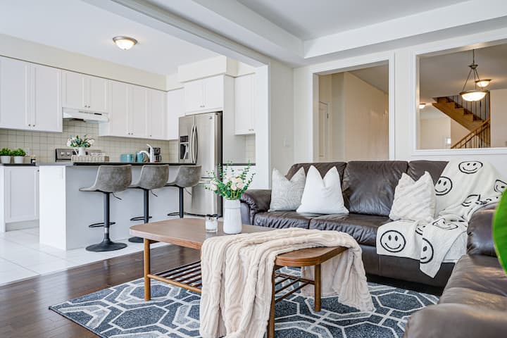 Modern Luxury Cozy House At Rh - 萬錦