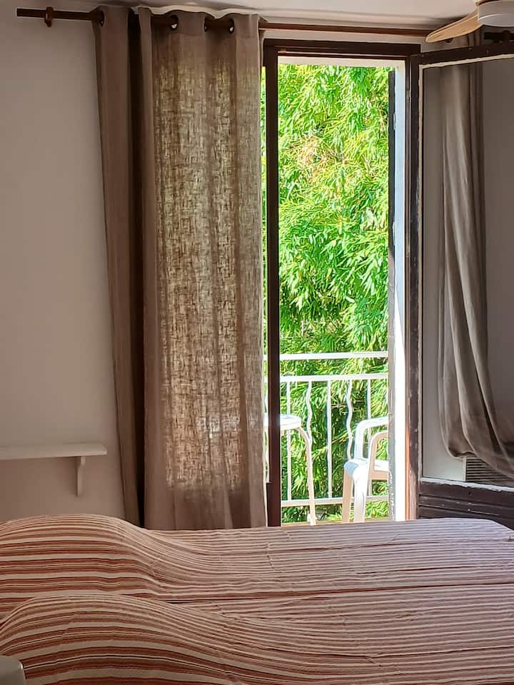 Chambre Rétro Entre La Mer Et Les Maures - Rayol-Canadel-sur-Mer