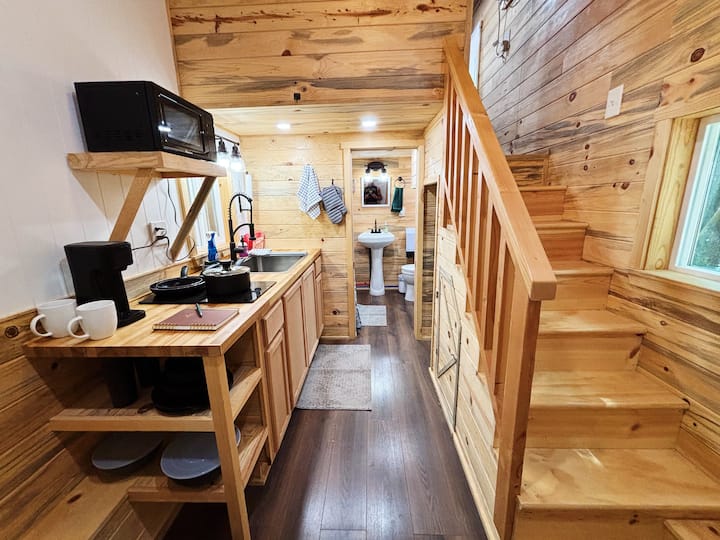 Adorable Tiny Home! - Dunsmuir, CA