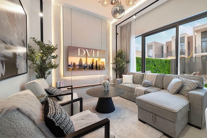 Elegant 4br Villa | Lux Pool Retreat | Ranches 3 - Dubai