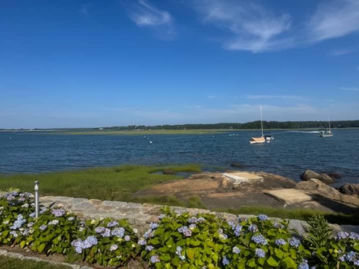 Dream Oceanfront Getaway! - Ipswich, MA