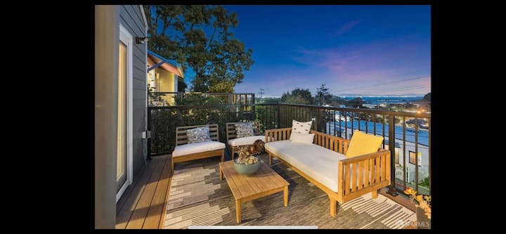 Sunny Brisbane Bungalow - Daly City