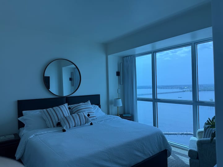 Luxury In The Sky - Fort Myers, FL