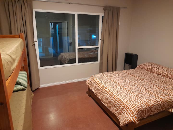 Habitación Priv. Doble/cuadruple - Puerto Madryn