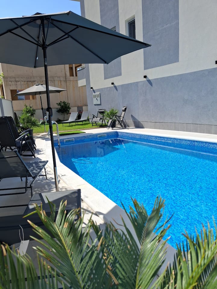 Villa Paradies 2 - Podstrana