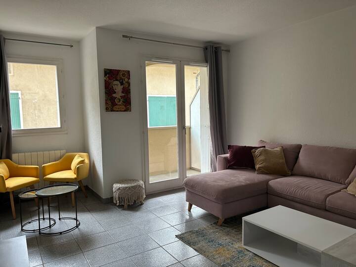 Appartement T2 Lumineux Avec Balcon - Ibis Hôtel Valence Sud