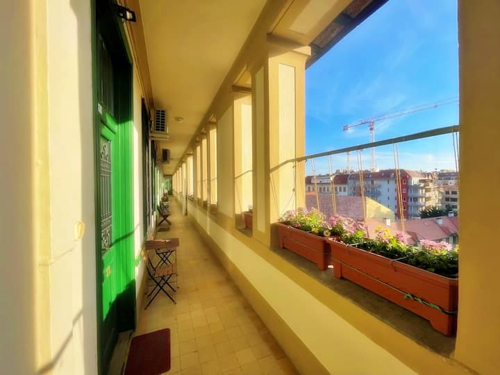 Bright & Comfy Apartment For 5 Guests - Budapeste