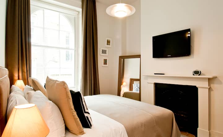 Native Cannon, Two Bedroom Apartment - 倫敦