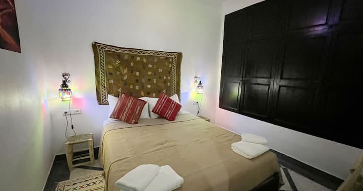 Maison Dans Un Lieu Touristique - Marrakech