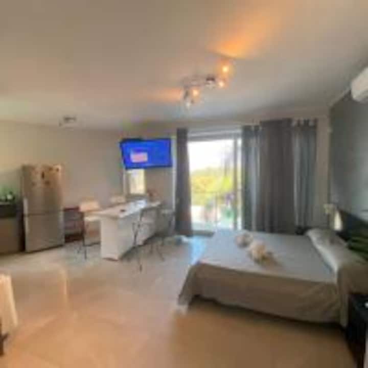 House 4 - Palinuro