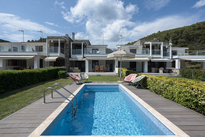 Azapiko Meggy By Luxlikehome - Sarti