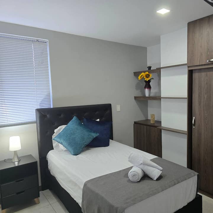 Apartamento Belén, Ubicación Increíble. Confort. - Colombia