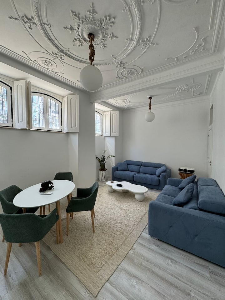 New 3 Bed 2 Bath With Balcony - Lissabon