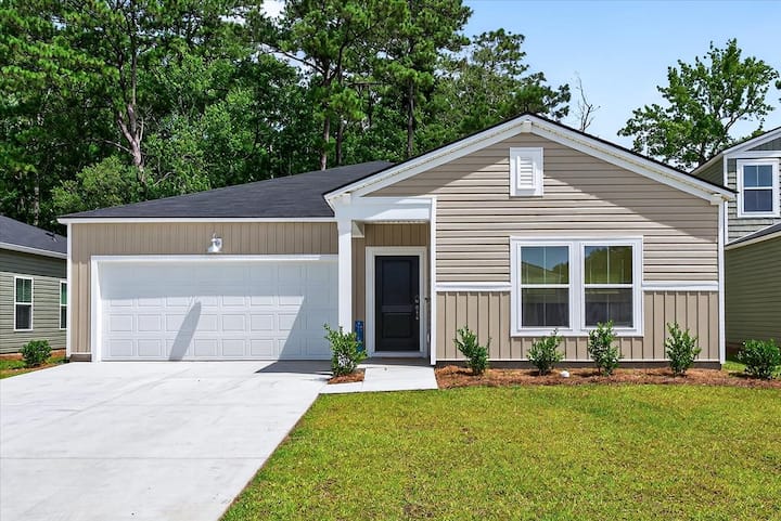 New! Sleeps 7 L Feb Specials! Near Beach - Sunset Beach, NC