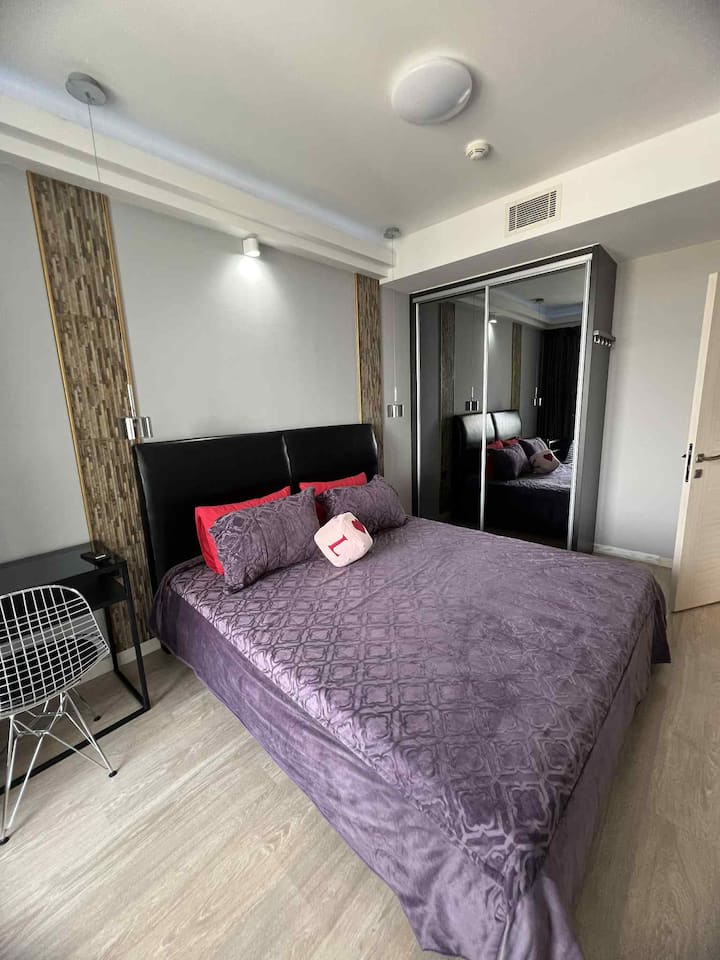 Sky City Apartment With View - Skopje