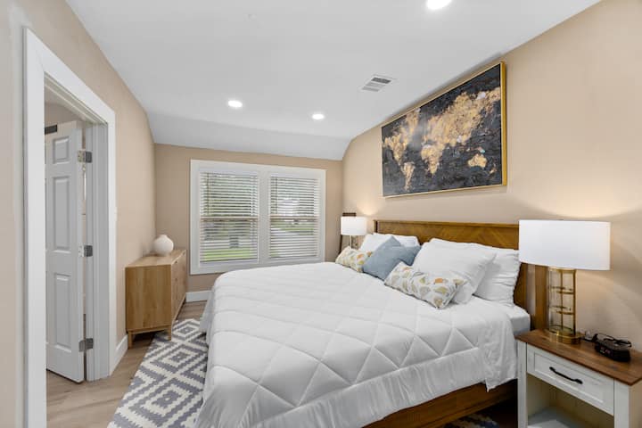 Cottage House In Great Location - Houston, TX