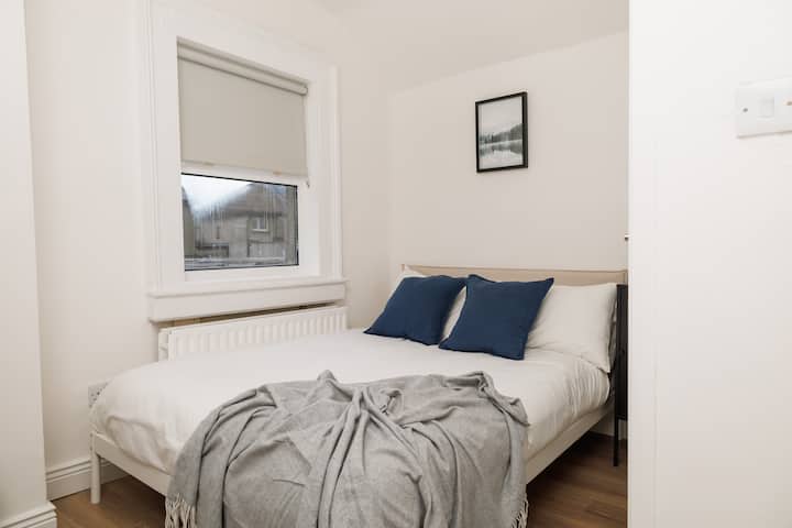 Cosy Ensuite Bedroom In Drumcondra - Fingal