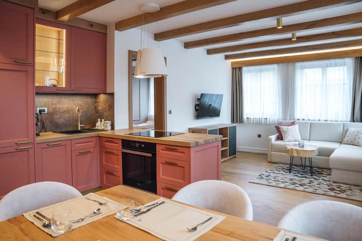 Apartment Ksenija (4+2) - Kranj