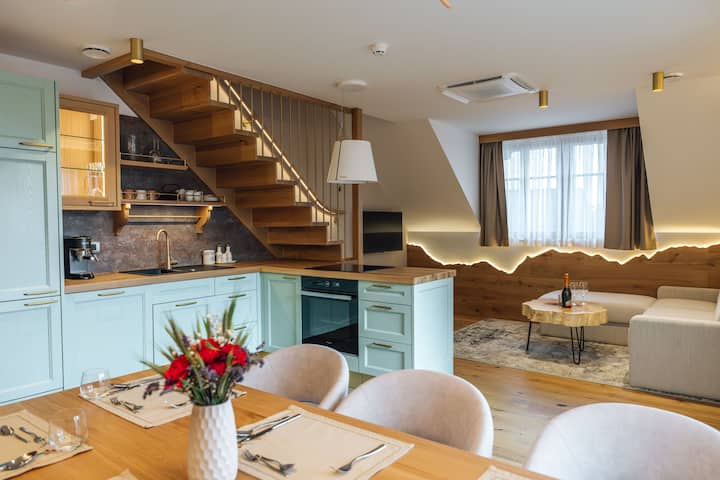 Apartma Janko (6 + 2) With Balcony And Jacuzzi - Kranj