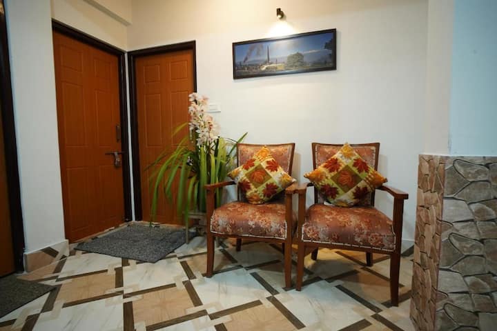 15 Mins To Mall W/ Sundeck & Kanchenjunga Views - Darjeeling