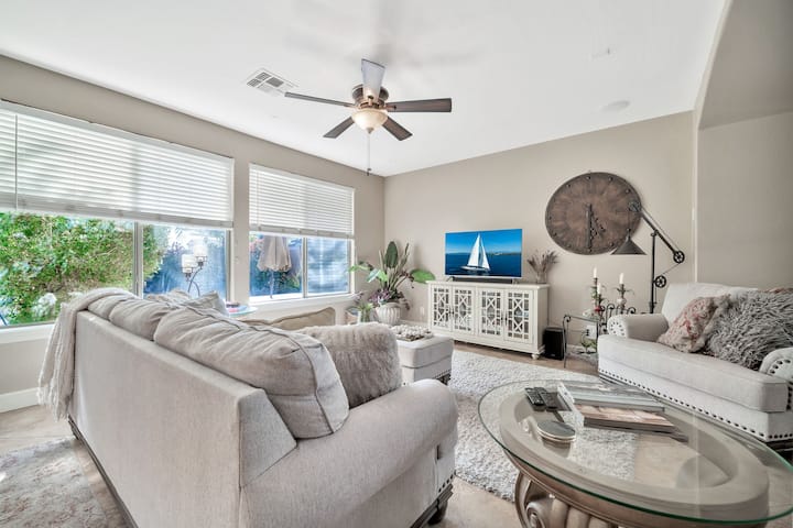 Pool House Retreat In Goodyear! - Goodyear, AZ