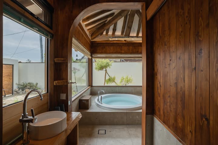 그리고 경주 - Gyeongju-si