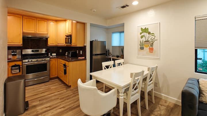 Arcadia Gem: Convenient & Cozy - Arcadia