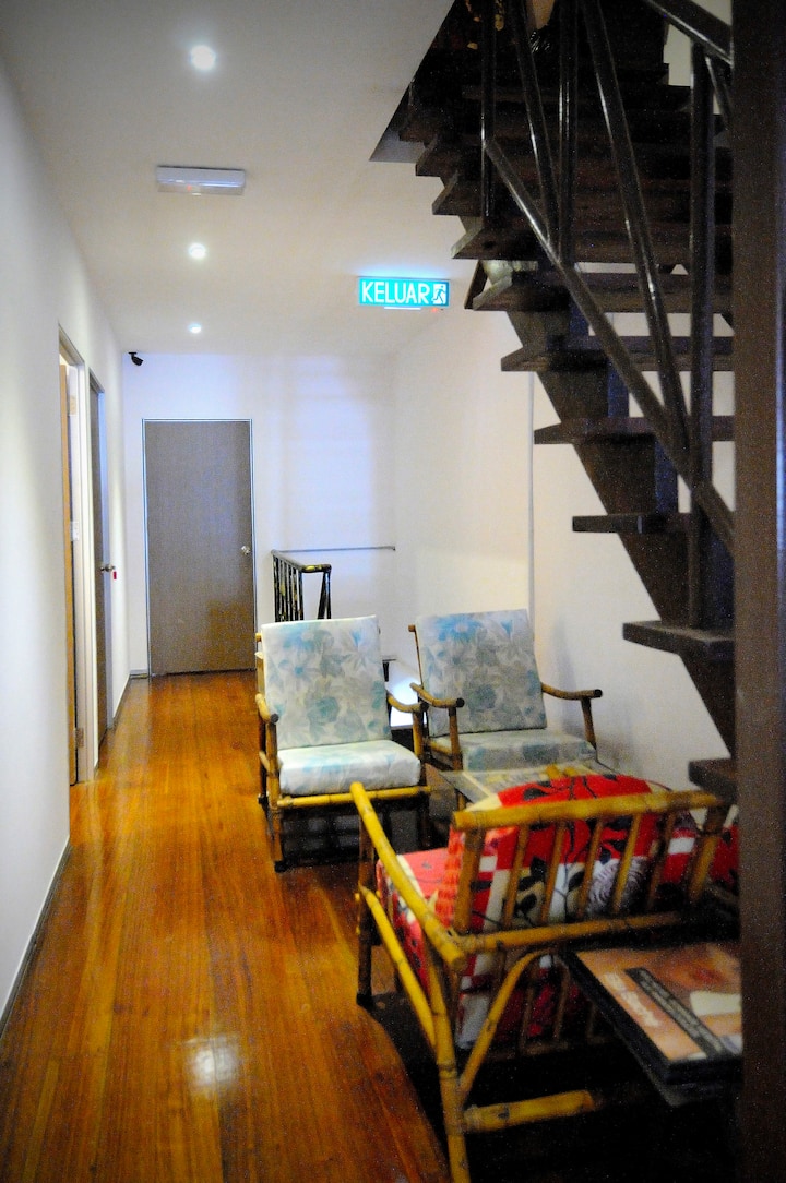 Private Room @33stewarthouze - George Town