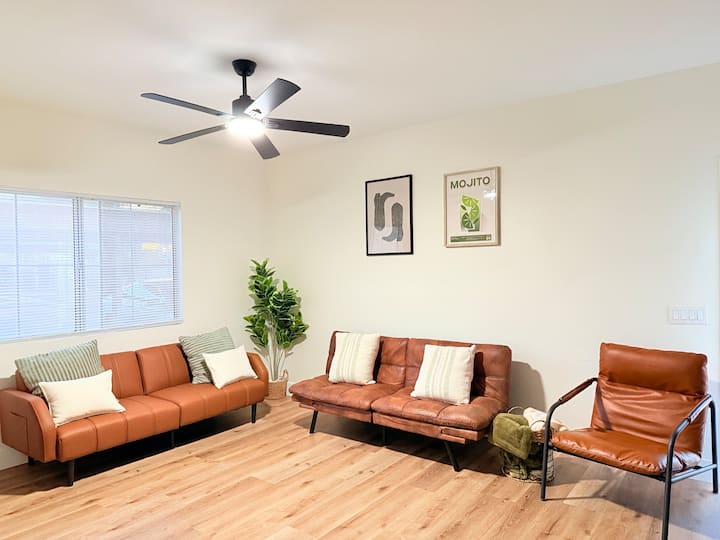 Modern 3-bd Condo|prime Location - Las Vegas Strip, NV