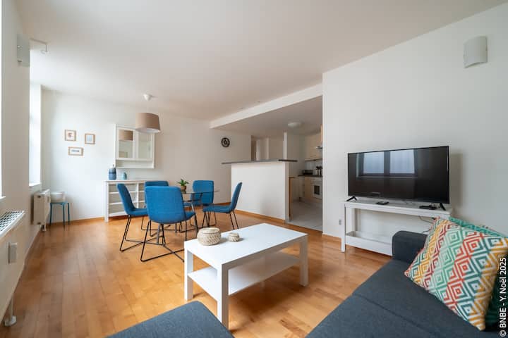 Patriotes | 70m² Entièrement Rénové Pour 2 Invités - Brussels