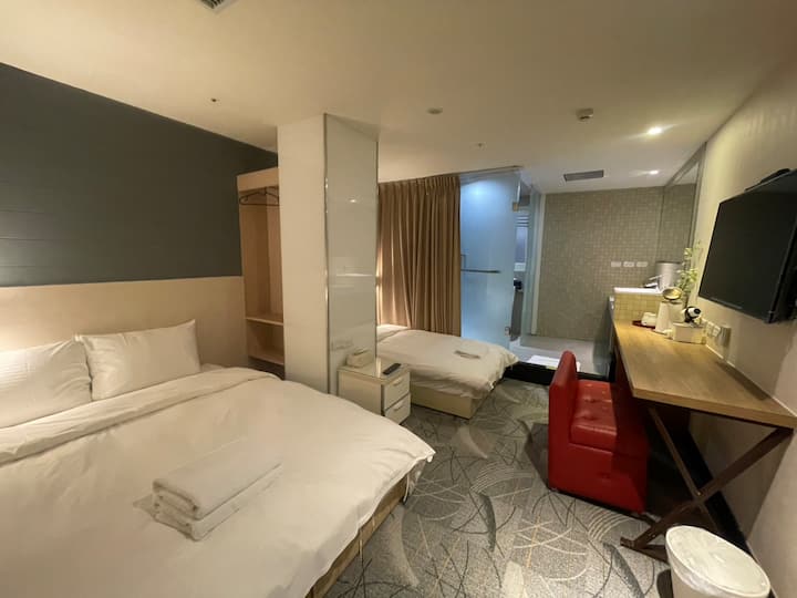 Cozy Triple Room | Ximen Mrt Nearby 317 - Taipei