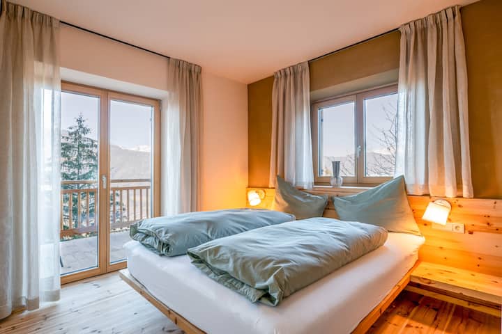 Eco Apartment: 2 Room & 2 Bathrooms With A View - Brixen
