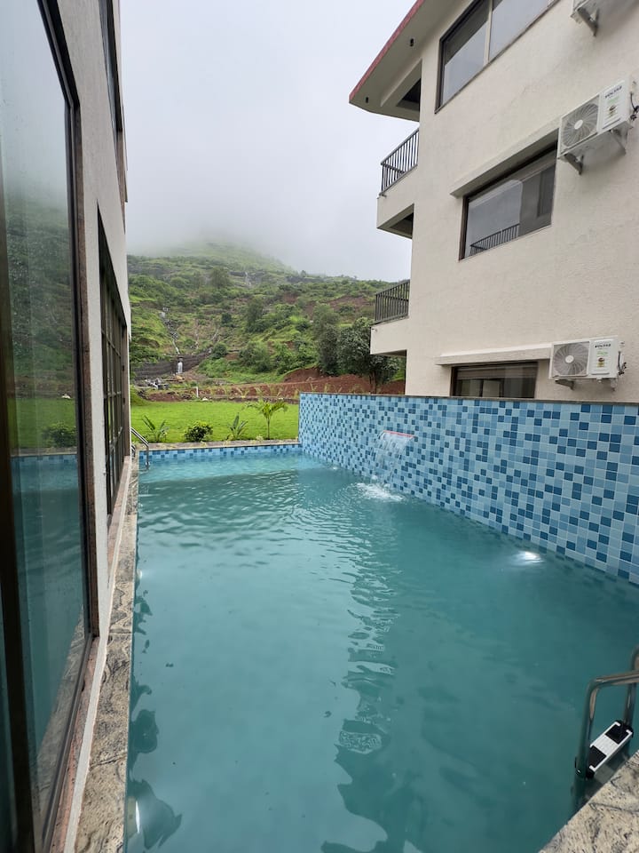 Luxurious And Scenic 9 Br Villa - Igatpuri
