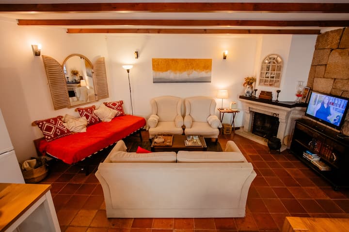 Casa Da Gateira | Lareira E Pátio Privado - Marialva