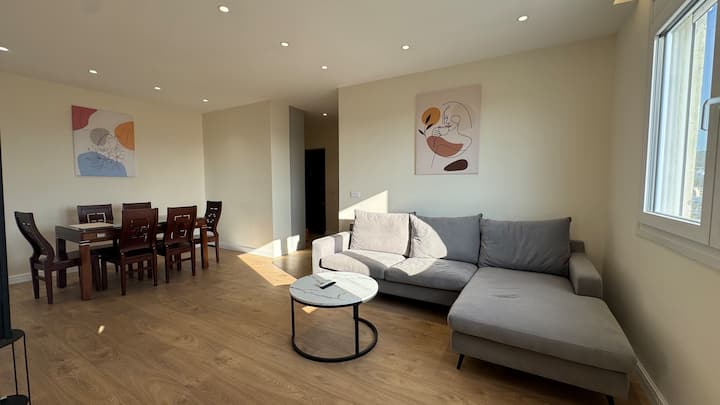 Altura Apartment By Kondo Stays - Tirana