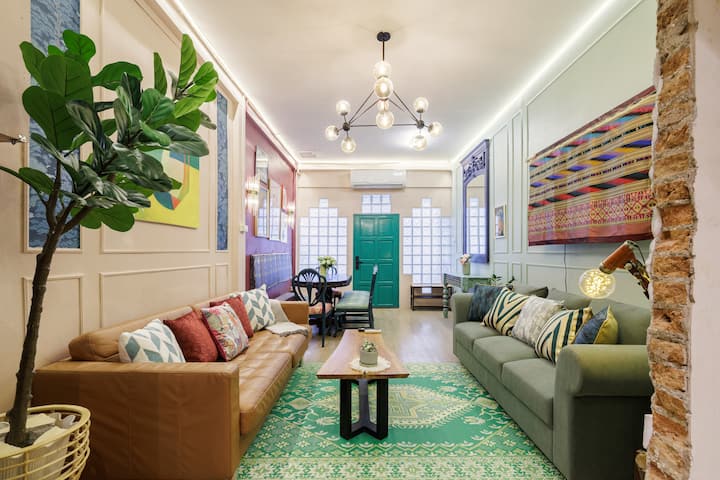 Painter's Muse Townhouse In Yaowarat 4-9ppl - Bangkok