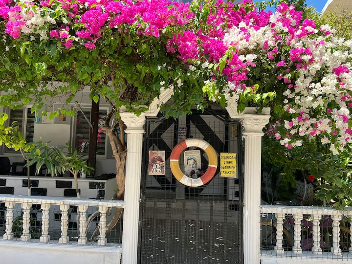 Aydın Apart Sahile Yakın 2.kat - Didim