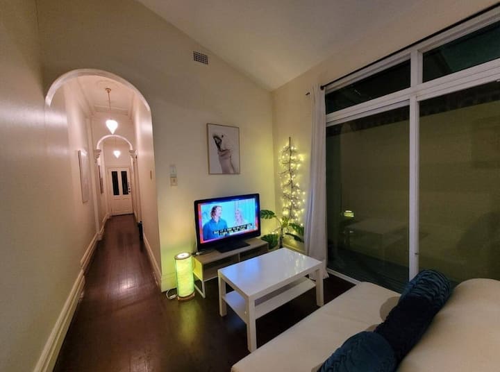 A-great Location Two-bedroom In Redfern - Moore Park