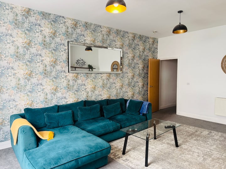 Spacious Central 2 Bedrooms Sleep 6 - Brighton