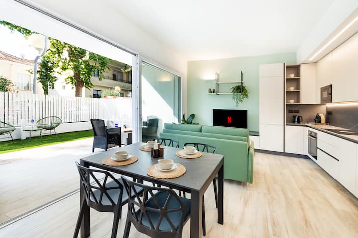 New Luxury Fino A 4 Posti Con Park Tel-3663073274 - Rimini