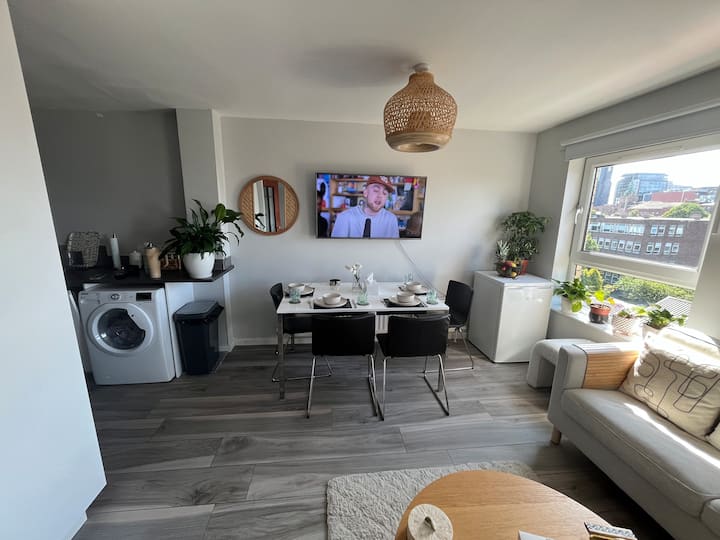 Duplex Apartment In Belfast City Centre - Belfast