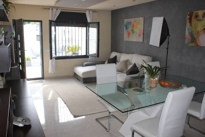 Casa Con Piscina, Terraza Y Bbq - Empuriabrava