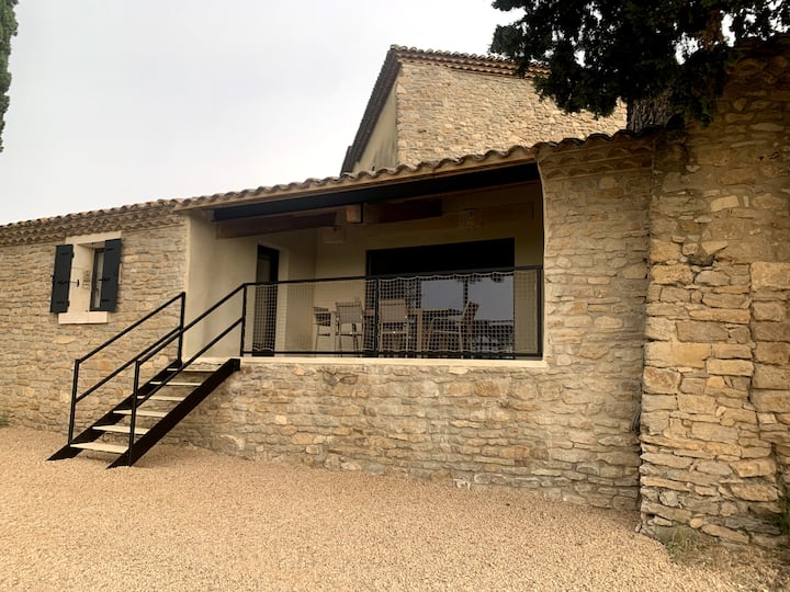 Charmant Gîte Au Coeur D'un Domaine Viticole - Bagnols-sur-Cèze