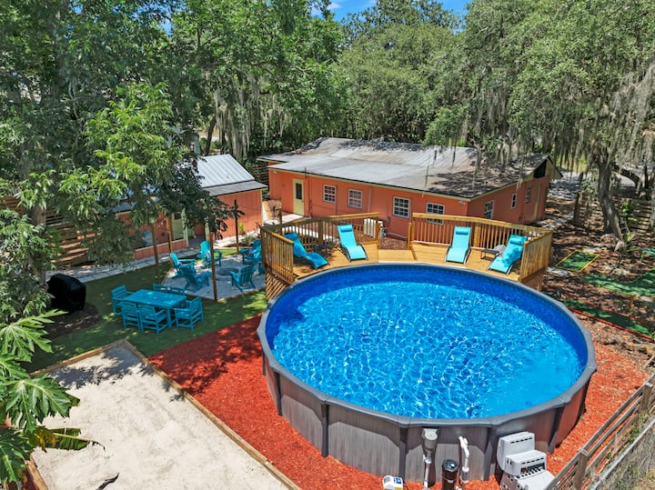 Tropical Paradise~pool~ Lush Backyard~ Bbq Grill - St. Augustine Beach, FL