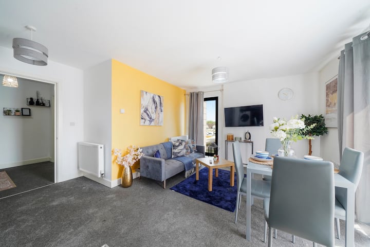 Beautiful 2-bedroom Apartment Near Heathrow - Slough