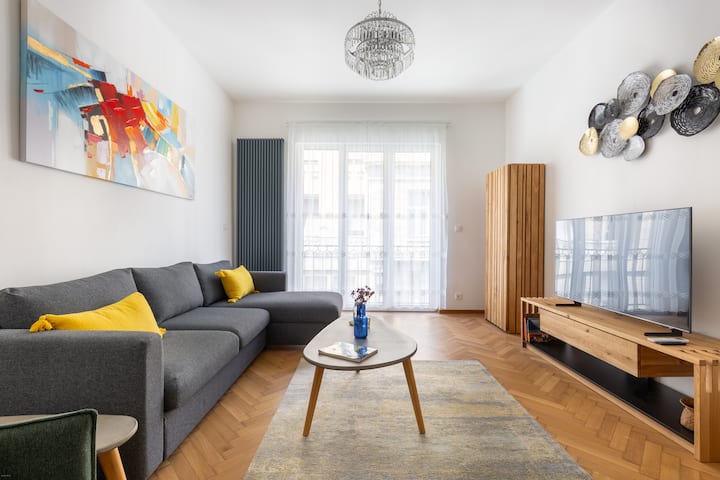 Stylish And Central 1-br Home - Budapest
