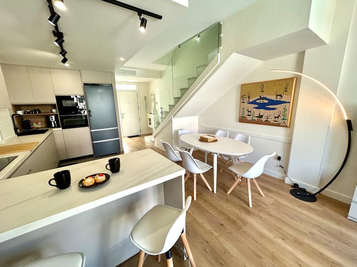 Gatu Palacio De Rosa Solo Familias - El Puerto de Santa María