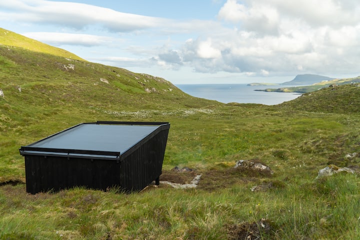 Shelter With A Beautiful View! - Faroe Islands