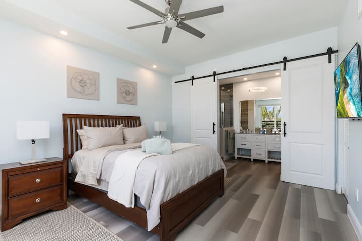 Chic 1br Steps To Atlantic Ave & Beach - Delray Beach